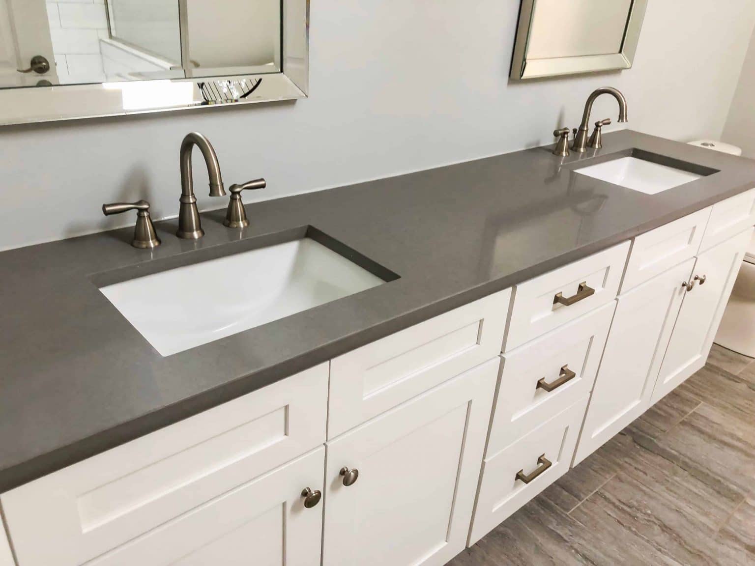 Alabama Quartz Bathroom Countertops